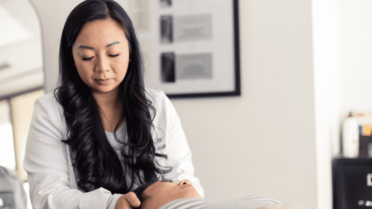 Alum Story: Dr. Lee Grew Up with Holistic Medicine